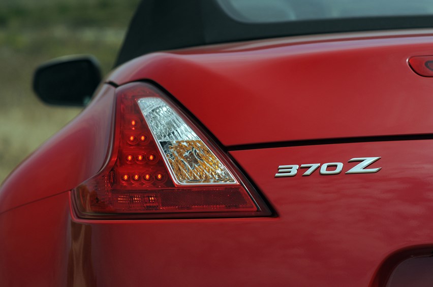 Used Nissan 370Z Roadster (2010 - 2014) boot space & practicality