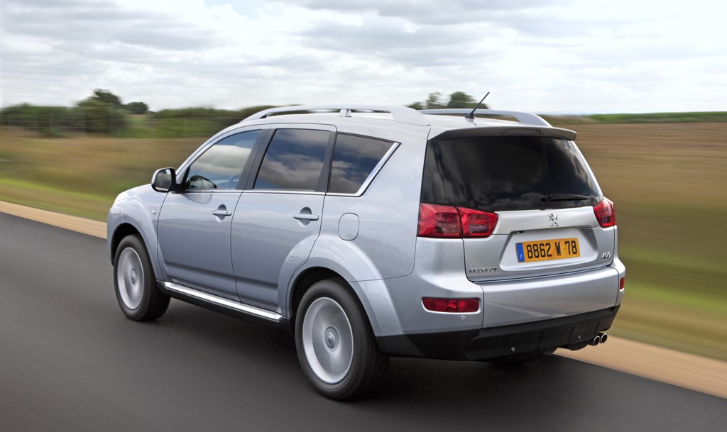 Used Peugeot 4007 Hatchback (2007 - 2012) boot space & practicality