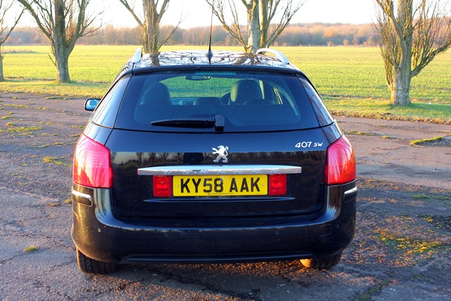 Used Peugeot 407 SW Estate (2004 - 2011) boot space & practicality